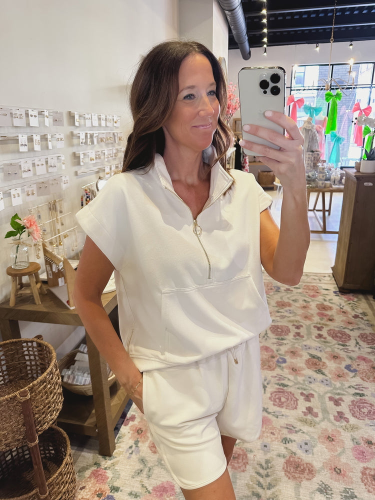 Caley Paige – Caley Paige